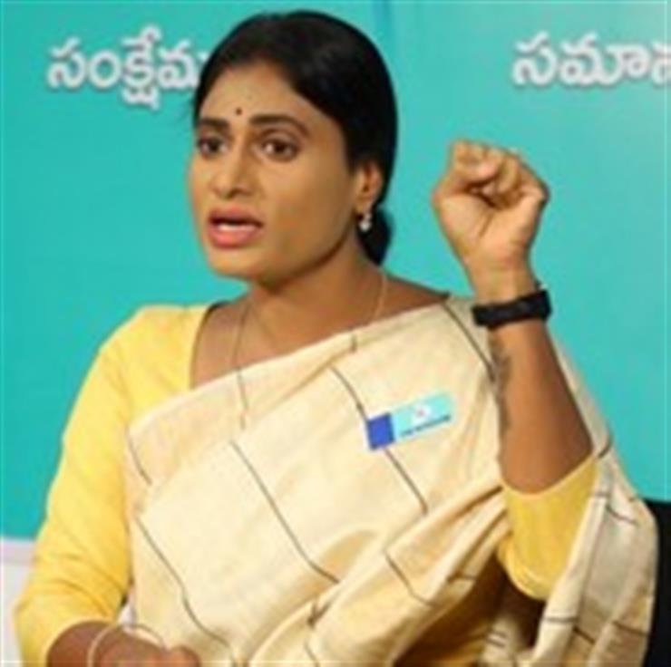Former YSRCP MLA ready to sail with Sharmila
