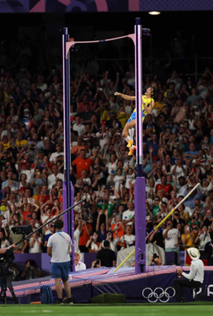 Paris Olympics: 'Such an out of body experience', says Duplantis after pole vault glory